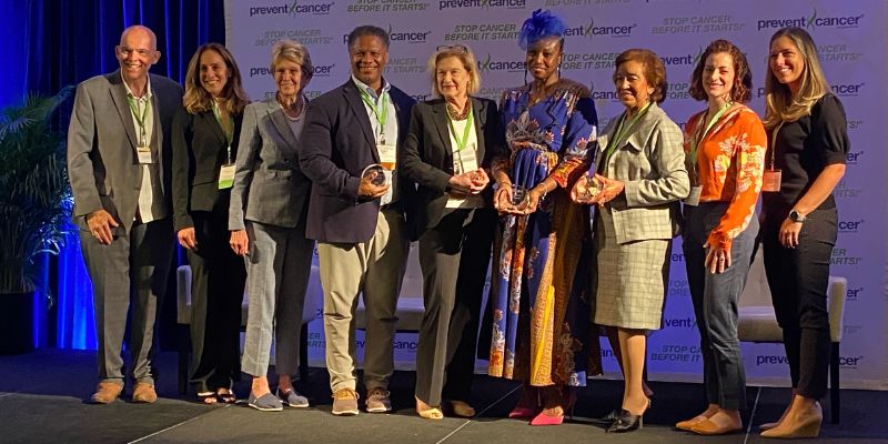 ACS volunteer leaders receive cancer awards